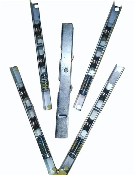 Adjustable Full Metal Roller At ₹ 105piece In Mumbai Id 2852850880288