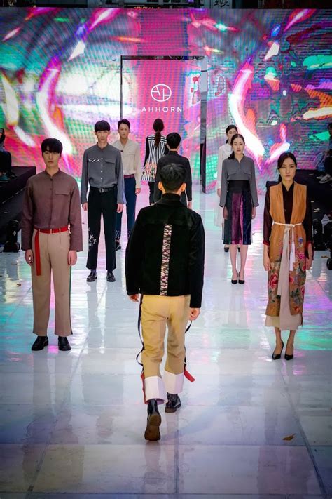 이파로 패션쇼 비주얼 아트 퍼포먼스로 승화 패션서울