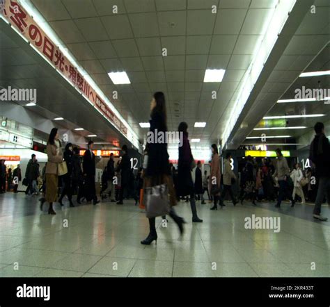 Tokyo Subway Rush Hour Stock Videos And Footage Hd And 4k Video Clips