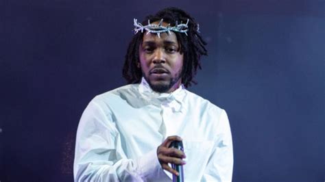 Kendrick Lamars Crown Of Thorns Estimated To Be Worth 200k Blavity