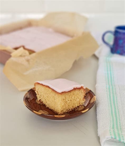 Tottenham Cake Recipe Daisy Cake Company