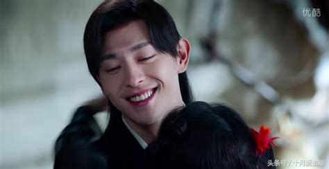 《香蜜沉沉燼如霜》鄧倫殺氣騰騰青樓捉姦，被楊紫灌醉強行雙修 每日頭條