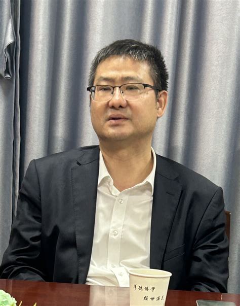 我院成功举办湖北经济学院首届青年学者论坛分论坛