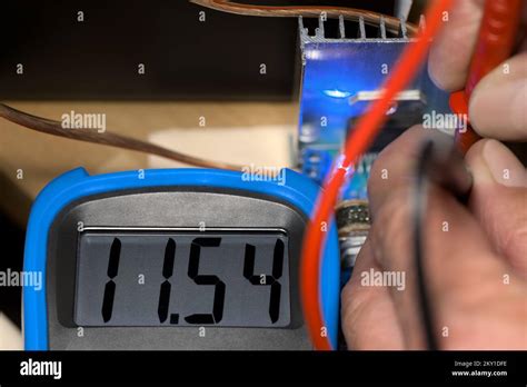 Digital Multimeter Voltage Ampere Meter Tester Measuring Device For Checking Measure Electronics