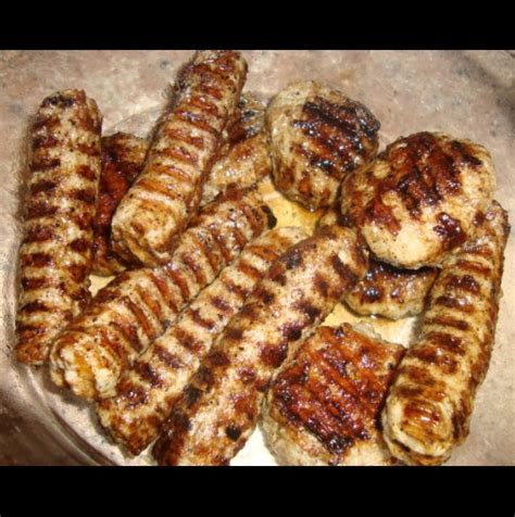 Тайната съставка за перфектни кюфтета и кебапчета Ето как да станат сочни пухкави и много