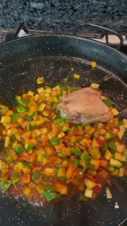 ბრინჯი ქათმით ყაბაყი მწვანე წიწაკა ნიორი ქათმის ბარკლები ქათმის ნახატში ♥️ Youtube