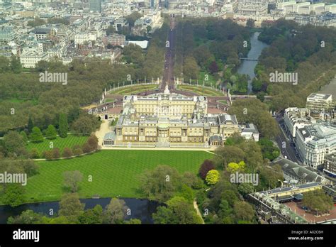 Buckingham Palace View Practical Information For Visiting Buckingham