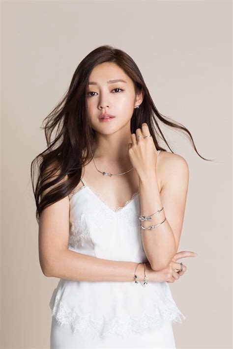 衛詩雅性感美腿寫真照片 Get Jetso 著數優惠網