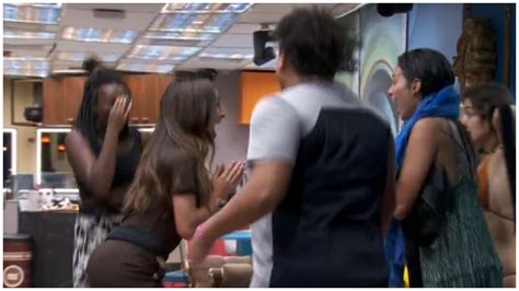 VÍdeo Sabrina Sato Volta Ao Bbb Após 21 Anos E é Derrubada