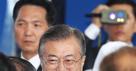 문재인 대통령 광복절 인사