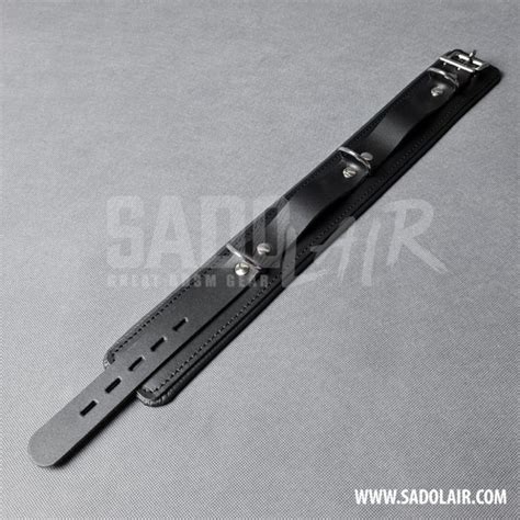 Leather Locking Padded Bdsm Collar Luxury” Black Sadolair