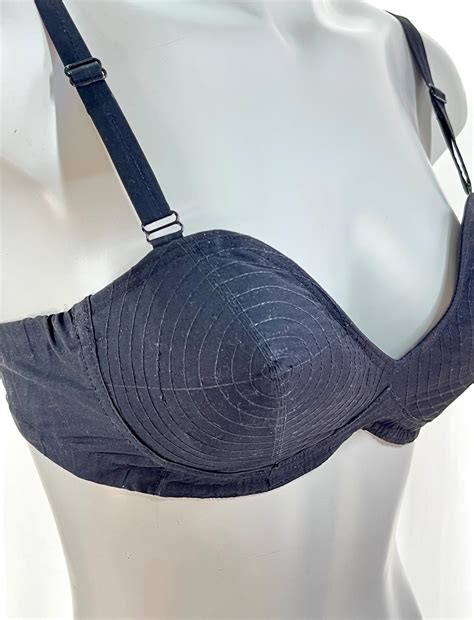 1940s 1950s Vintage Bullet Bra Black Cotton Cone Bra Circle Stitch