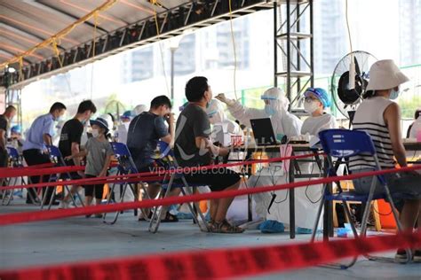 厦门启动第二轮全员核酸检测 人民图片网
