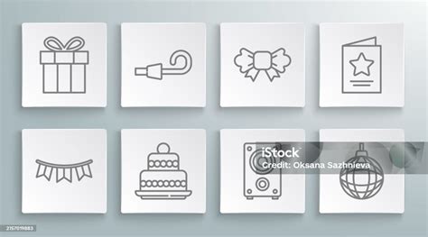 깃발 생일 파티 경적 케이크 스테레오 스피커 디스코 볼 나비 넥타이 인사말 카드 및 선물 상자 아이콘과 라인 카니발 화환을 설정합니다 벡터 갈란드 장식품에 대한 스톡 벡터