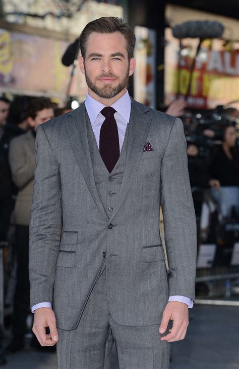 Chris Pine Hot Stars Who Really Have That Sexy Squint Thing Down Popsugar Celebrity