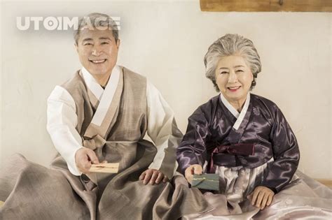 6인가족 078 Pho628 유토이미지 사진 사람 생활 Pho628a Pho628ab 아시아 한국 한국인 동양