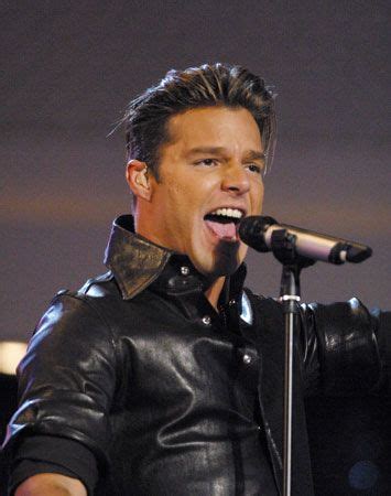 Ricky Martin Biography Songs Super Bowl Livin La Vida Loca