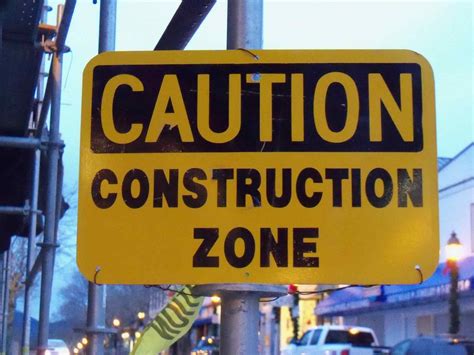 What Are Construction Zone Signs And What Color And Shape Are They