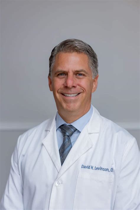 Our Doctors Eye Physicians And Surgeons