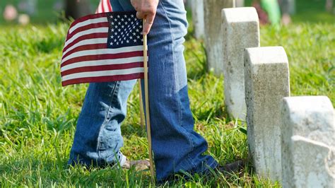 Socal Honors Nations War Dead On Memorial Day
