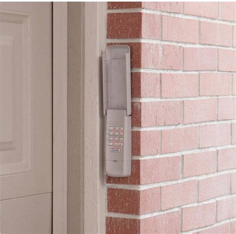 Chamberlain Wireless Garage Door Keypad 940EV P2 CBS Bahamas