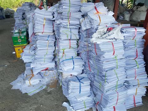 ขายกระดาษขาวดำ จำนวน7ตันกิโลละ 6บาท มาขนเองที่ร้านคะ