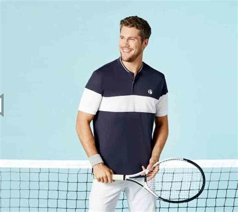 Чоловіча футболка — ціна 200 грн у каталозі Футболки Купити чоловічі