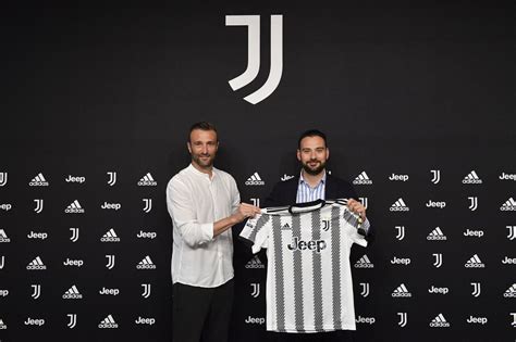 오피셜 파브리지오 폴리 유벤투스와 재계약 해외축구 에펨코리아