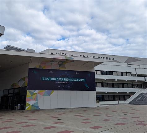 Challenges And Opportunities In The Adoption Of High Performance Computing For Earth Observation