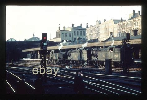 35mm Slide Ex Lner Class N2 Tanks 69587 And 69492 At Kings Cross 659