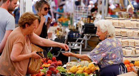 Инфлацията в еврозоната е нараснала незначително до 7 на сто през април Lupa Bg