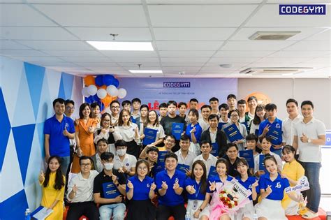 nhìn lại buổi lễ tốt nghiệp của codegym Đà nẵng codegym