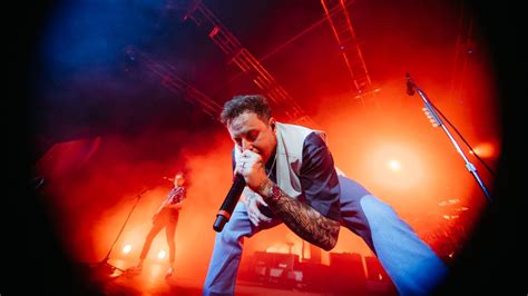 Mcfly Nostalgia E Encontro De Gerações Marcam Estreia Da Turnê