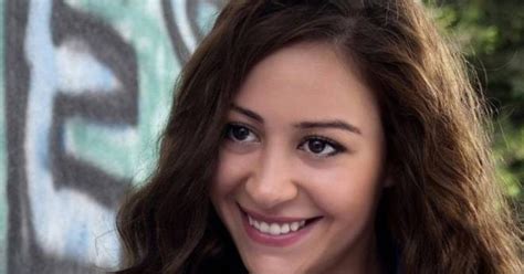 فيديو الفنانة منى شلبي اخر ضحايا المخرج خالد يوسف فضيحة جديدة وكالة