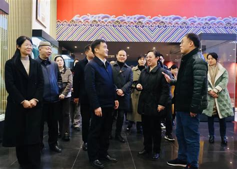 南昌市政协副主席薛有旺一行莅临我馆调研 服装博物馆