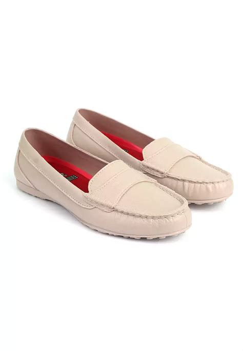 Buy Easy Soft By World Balance Carly Ladies Loafers Shoes 2025 Online Zalora Philippines