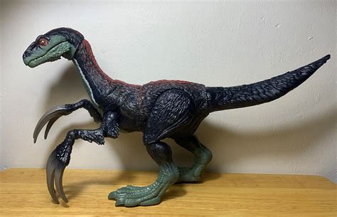 Dinosaur Therizinosaurus Jurassic World Dominion Mattel Discounts Deals