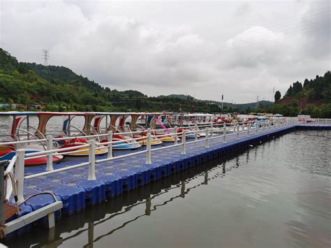 成功案例 脚踏船 电动船 水上三轮车 碰碰船 激光碰碰船车 儿童碰碰船 碰碰车船厂家 淮安好奇游乐