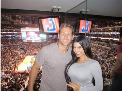 The Bachelor 2014 Spoliers Juan Pablo Dumps Winner Caught Making Out