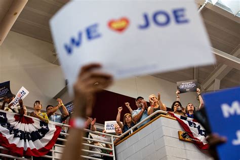 While ‘pod Save America Tries To Unite Democrats Its Staff Rebels
