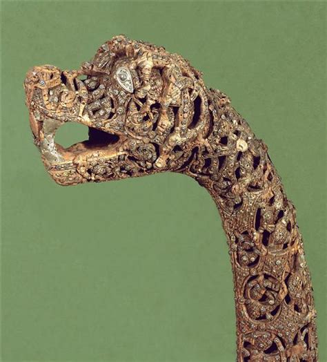 Oseberg Ship Head Post C800 Viking Art
