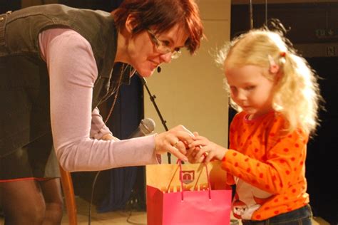 Sandra Siil On Tänavukevadine Sindi ööbik Maaleht