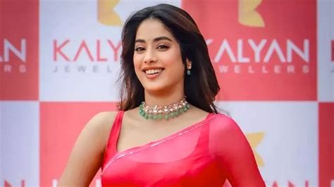 Janhvi Kapoor Actress Biography Points