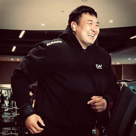 Dandy Win спорт хувцас