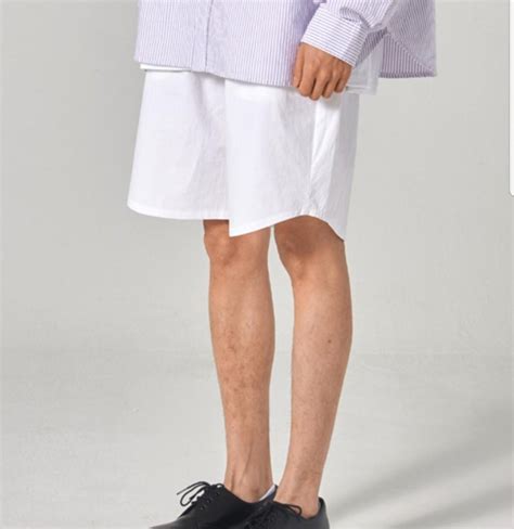 새상품반값 테이크이지 웨이브라인 숏팬츠 헬로마켓