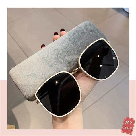 พร้อมส่ง มีเก็บเงินปลายทางแว่นกันแดดแฟชั่น ใช้ได้ทั้งหญิง ชาย เก็บทรง