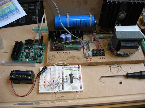Electronic Die Using Pic16f84 Microcontroller