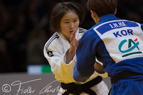 Л Сосорбарам Дюссельдорфын Их дуулга ын финалд шалгарлаа