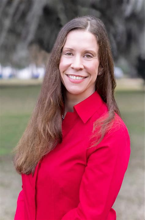 Jennifer Powers Vice President People Liveoak Fiber