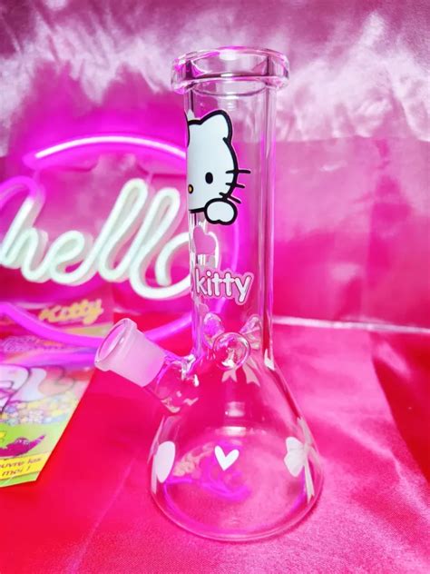 Hello Kitty Bongs Girl Stash